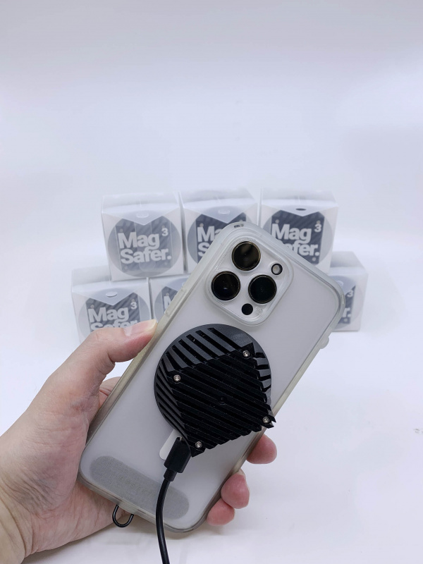 ThinkThing Studio - MagSafer 3.0 磁吸式 MagSafe 18W 散熱無線充電器 (必須使用 20W 或以上火牛) - Bronster Company ...