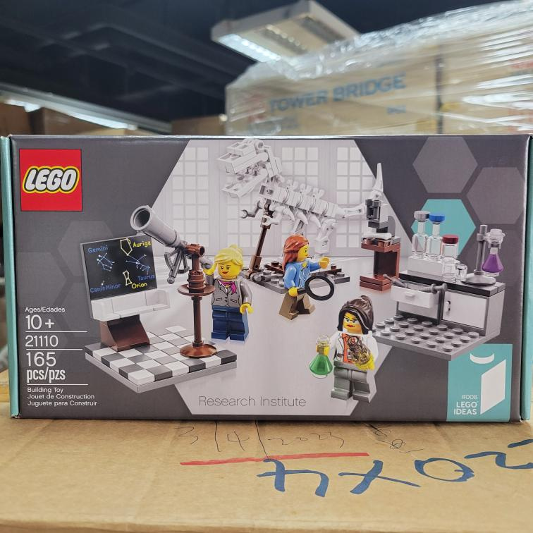Lego Ideas 21110 Research Institute - SweetyMagic