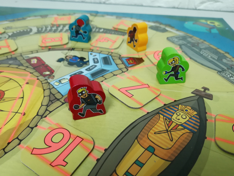 Secret Code 13+4 特工解碼 13+4 - Capstone Boardgame Co