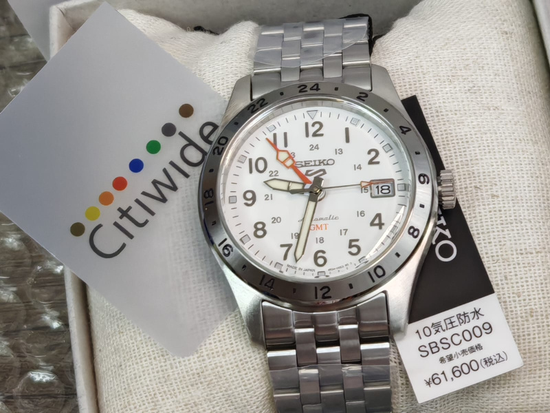 Seiko 5 Sports Watch 日本版 SBSC009 白色/ 日本版 SBSC011 黑色 ( Asian version ...