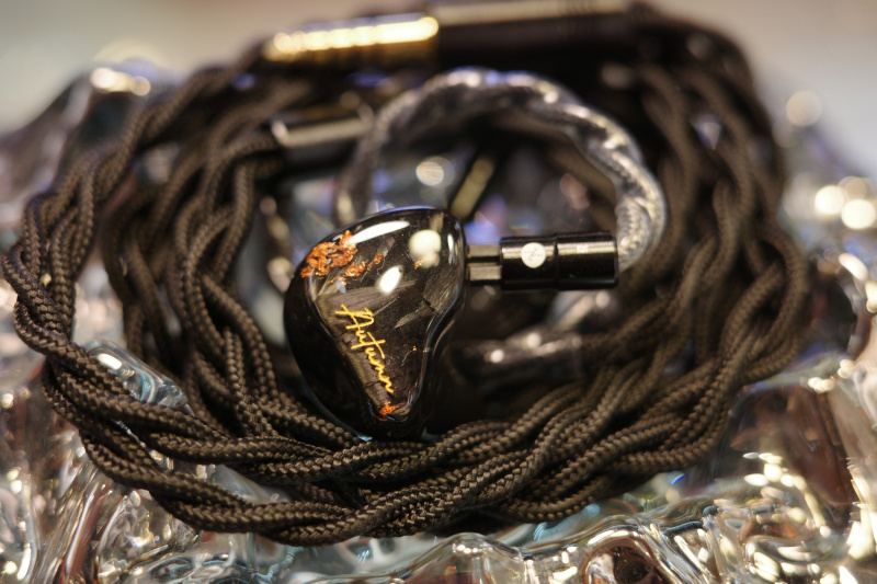 Kanek Audio Autumn - Apex Headphone