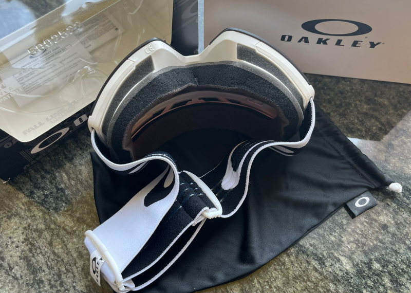 Oakley Fall Line XL Prism Black Asian Fit OTG support - Snowboardfans ...