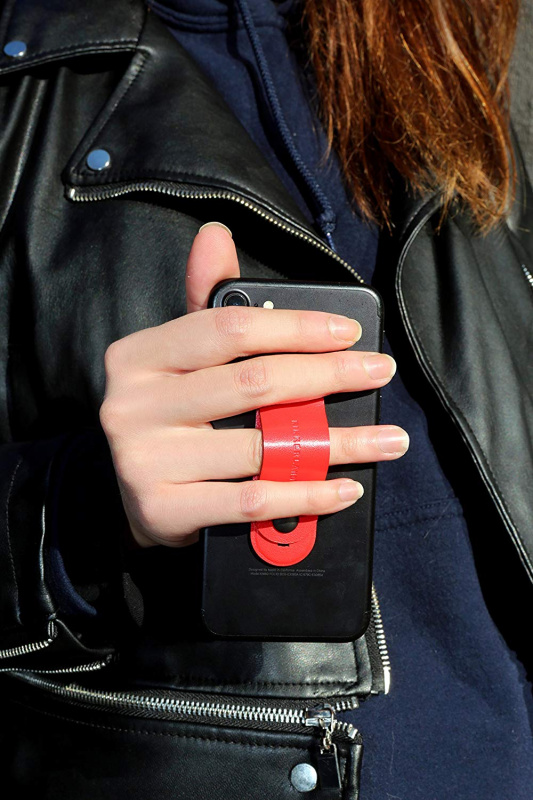 KIKKERLAND Phone Finger Loop 電話手指皮環 - Carefree Online