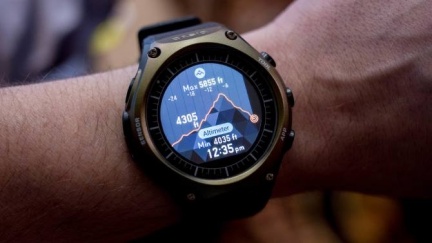 Casio終於出智能手錶 G-Shock、Pro Trek混合體？ - 生活 - 香港格價網 Price.com.hk