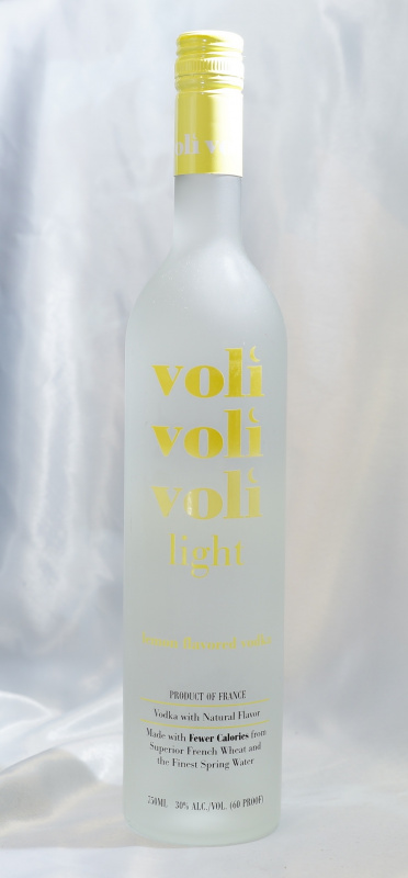 Voli Vodka Light Lemon Flavoured 價錢、規格及用家意見 - 香港格價網 Price.com.hk